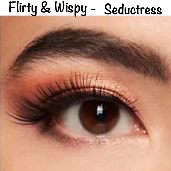 MAC Cosmetics | Makeup | Seductress 82 A Mac Lash Retail 6 New In The ...